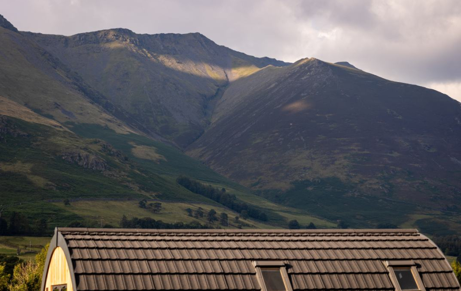 Mountain View VIP | Luxury Lamb's Cabins at Burns Farm near Keswick ...